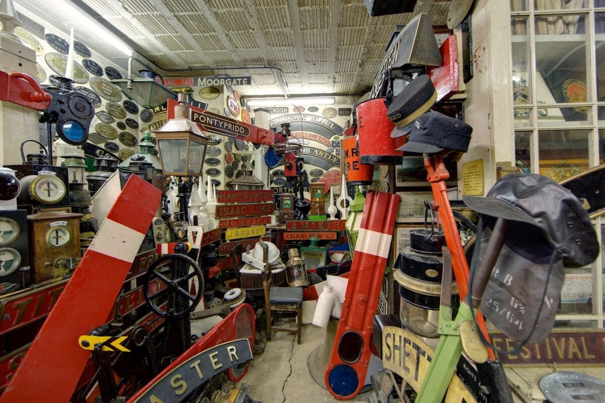 Doncaster Grammar School railwayana set for rare public display | The ...