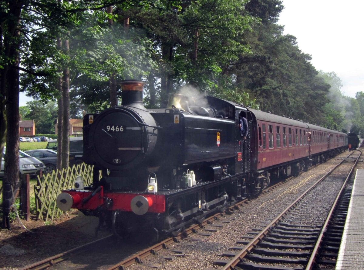 Final mainline run of 9466 will be charity memorial train | The Railway ...