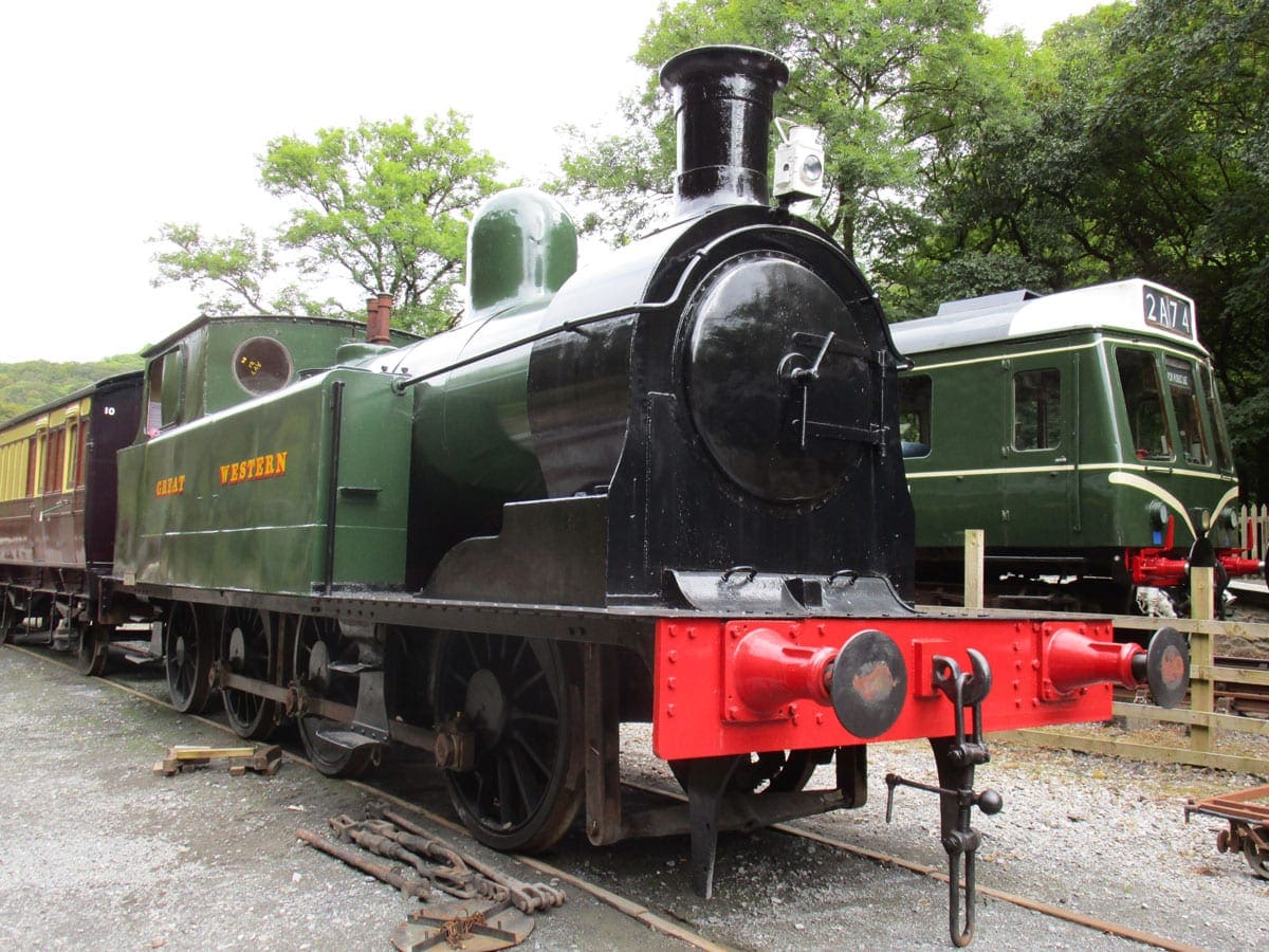 Historic Welsh locomotive to steam again at Gwili Railway – RailSistem