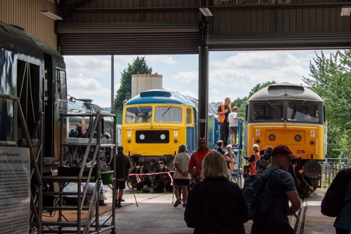 Learn how a heritage railway is run at GWSR's ‘Young Engineer’ weekend ...