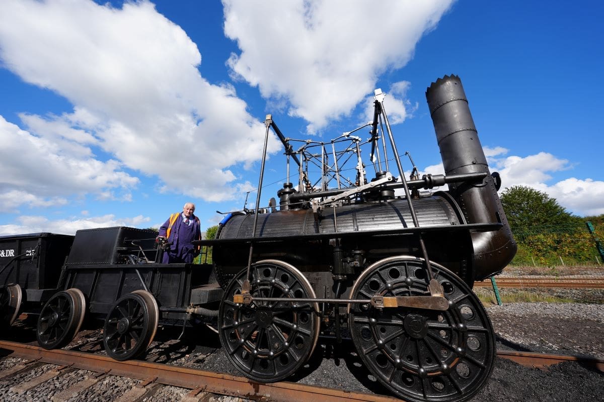 Locomotion No.1 replica to run on Stockton & Darlington Railway line ...